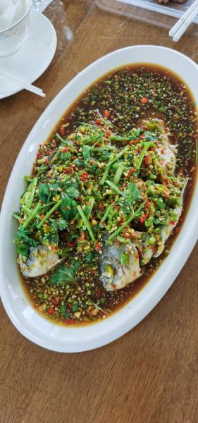 凉拌鲫鱼怎么做_正宗川味做法步骤-第2张图片-山城妙识