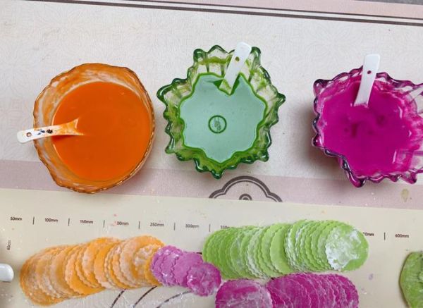 蔬菜饺子皮怎么做_彩色饺子皮配方-第3张图片-山城妙识 蔬菜饺子皮怎么做_彩色饺子皮配方-第3张图片-山城妙识