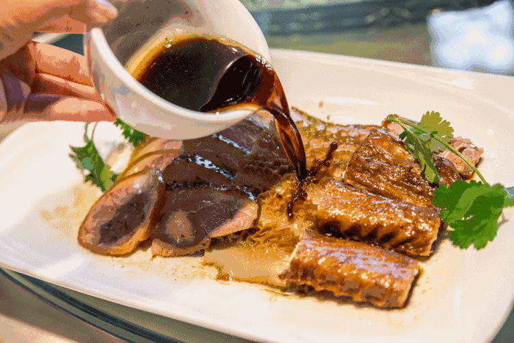 龙虾盖浇饭吃死人_中毒原因-第2张图片-山城妙识