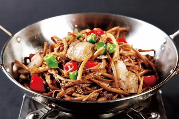 干锅茶树菇鸡煲怎么做_干锅茶树菇鸡煲热量高吗-第2张图片-山城妙识 干锅茶树菇鸡煲怎么做_干锅茶树菇鸡煲热量高吗-第2张图片-山城妙识