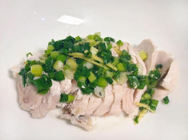 鸡胸肉煮多久能熟_鸡胸肉煮多久口感最好-第1张图片-山城妙识