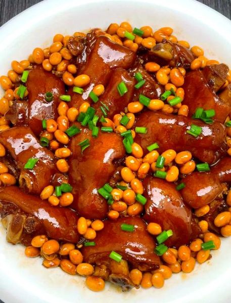 黄豆红烧肉怎么做_黄豆红烧肉的家常做法-第1张图片-山城妙识