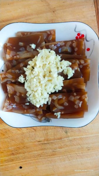 肉皮冻怎么做_肉皮冻制作步骤详解-第2张图片-山城妙识