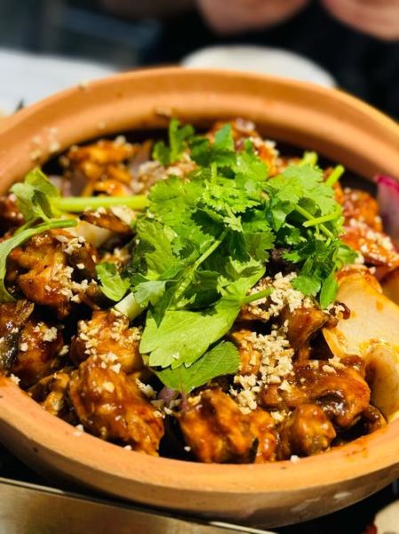 广东鸡煲的做法大全_鸡煲怎么做好吃-第1张图片-山城妙识 广东鸡煲的做法大全_鸡煲怎么做好吃-第1张图片-山城妙识