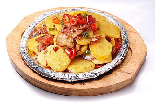 铁板土豆片怎么做_铁板土豆片的家常做法-第3张图片-山城妙识