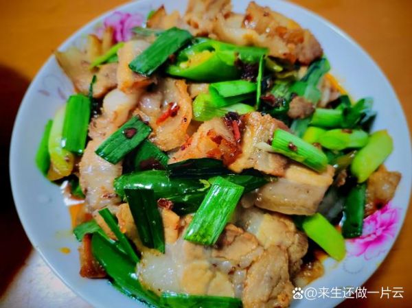 青蒜回锅肉酸笋炒怎么做_回锅肉酸笋炒青蒜好吃吗-第3张图片-山城妙识