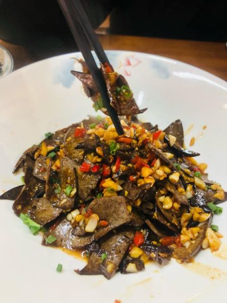 怎样卤猪肝又香又好吃_卤猪肝不腥的秘诀-第2张图片-山城妙识 怎样卤猪肝又香又好吃_卤猪肝不腥的秘诀-第2张图片-山城妙识