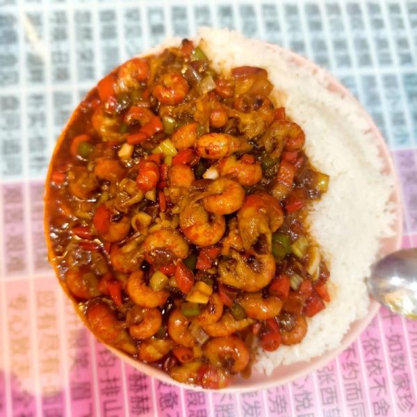 龙虾盖浇饭怎么做_龙虾盖浇饭正宗做法-第2张图片-山城妙识