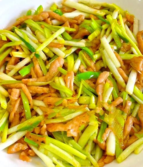 蒜黄炒肉丝怎么做_蒜黄炒肉丝的家常做法-第1张图片-山城妙识 蒜黄炒肉丝怎么做_蒜黄炒肉丝的家常做法-第1张图片-山城妙识