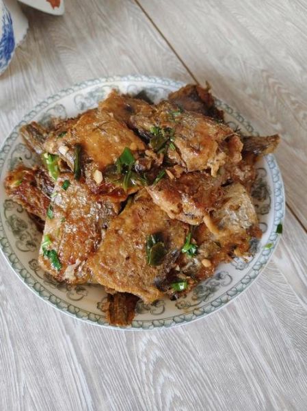 家常刀鱼怎么炖_刀鱼炖多久才入味-第1张图片-山城妙识