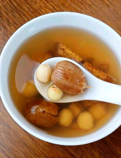 胃炎煲什么汤最养胃_慢性胃炎喝什么汤好得快-第1张图片-山城妙识