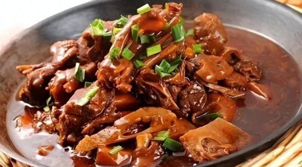 红烧大鹅怎么做好吃_红烧大鹅最正宗的做法窍门-第1张图片-山城妙识