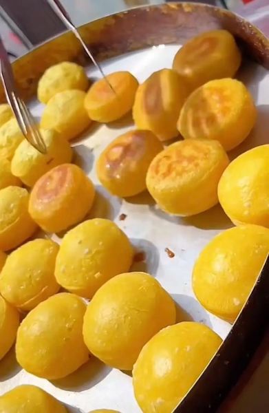 黄金玉米饼的机器多少钱一台_小型商用玉米饼机价格-第2张图片-山城妙识