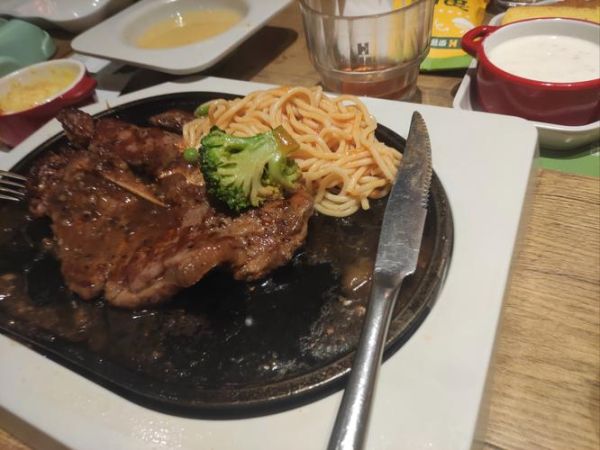 豪客来牛排加盟电话是多少_加盟流程详解-第2张图片-山城妙识