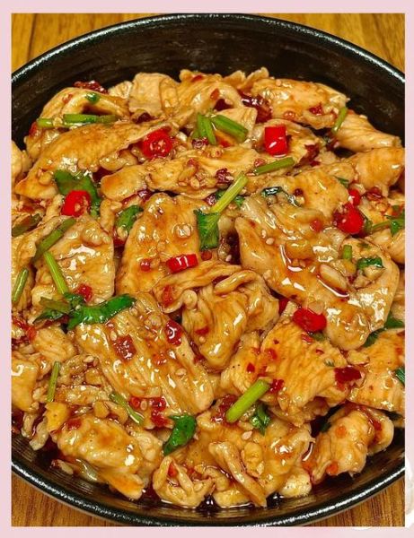 鸡肉片炒什么好吃_鸡肉片搭配哪些蔬菜最香-第1张图片-山城妙识 鸡肉片炒什么好吃_鸡肉片搭配哪些蔬菜最香-第1张图片-山城妙识