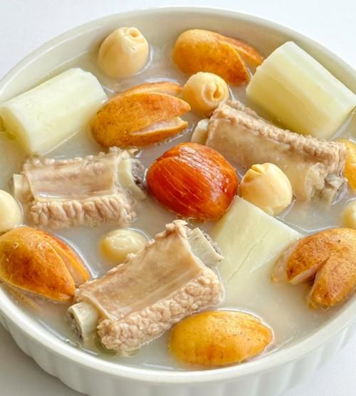 夏天煲什么汤清热祛湿_夏天适合煲什么汤不上火-第3张图片-山城妙识