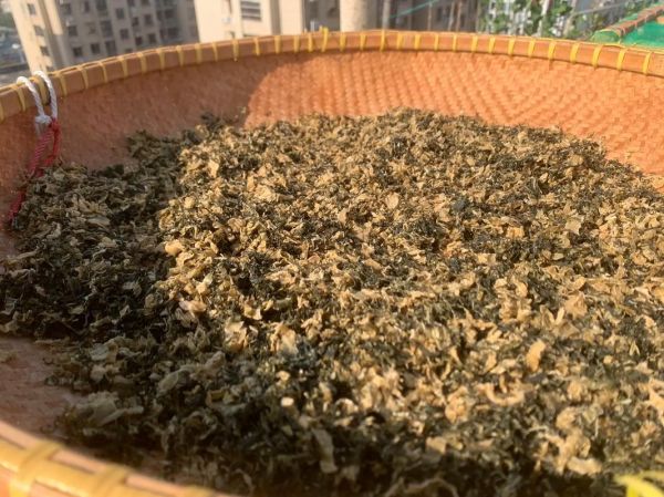 芥菜晒干了怎么做咸菜_芥菜干咸菜的做法步骤-第1张图片-山城妙识