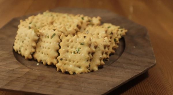 葱香苏打饼干怎么做_苏打饼干为什么酥脆-第2张图片-山城妙识