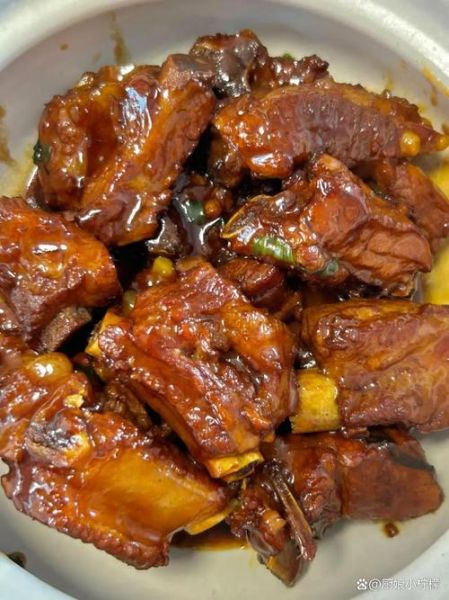 红烧排骨配什么菜最好吃_红烧排骨最佳配菜推荐-第2张图片-山城妙识