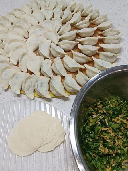 菠菜素饺子馅怎么做_菠菜素饺子馅做法大全-第2张图片-山城妙识 菠菜素饺子馅怎么做_菠菜素饺子馅做法大全-第2张图片-山城妙识