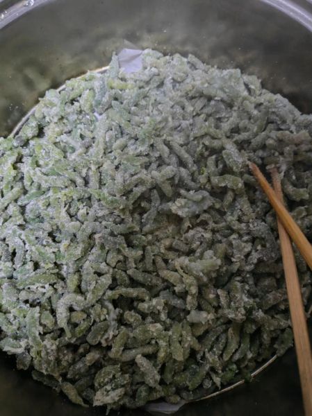 蒸野菜怎么蒸不黄_蒸野菜的做法窍门-第2张图片-山城妙识