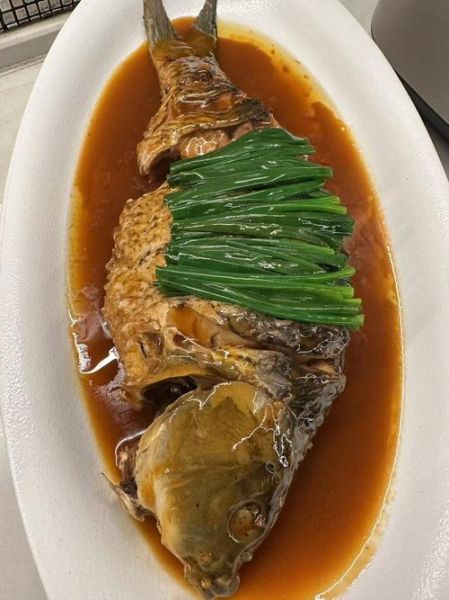 黄河鲤鱼图片_如何挑选正宗黄河鲤鱼-第1张图片-山城妙识