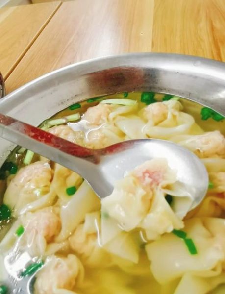 云吞面汤底怎么熬_云吞面汤底配方比例-第3张图片-山城妙识