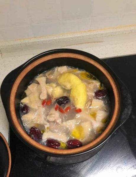 榴莲鸡汤怎么炖好喝_榴莲鸡汤的做法大全集-第1张图片-山城妙识 榴莲鸡汤怎么炖好喝_榴莲鸡汤的做法大全集-第1张图片-山城妙识