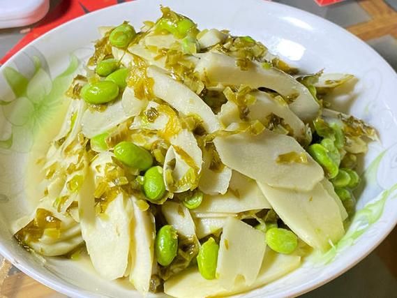 鞭笋毛豆汤怎么做_鞭笋毛豆汤的功效-第2张图片-山城妙识