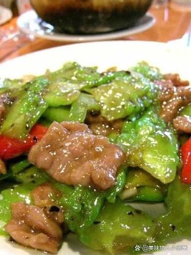 炒青萝卜丝怎么炒好吃_炒青萝卜丝的家常做法窍门-第2张图片-山城妙识