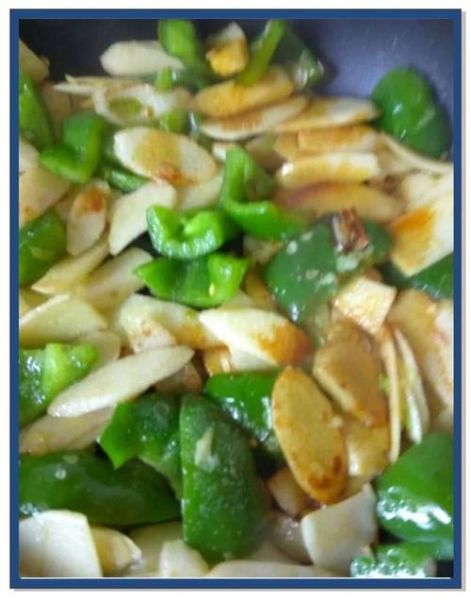 青椒炒山药怎么炒才脆_青椒炒山药用焯水吗-第3张图片-山城妙识