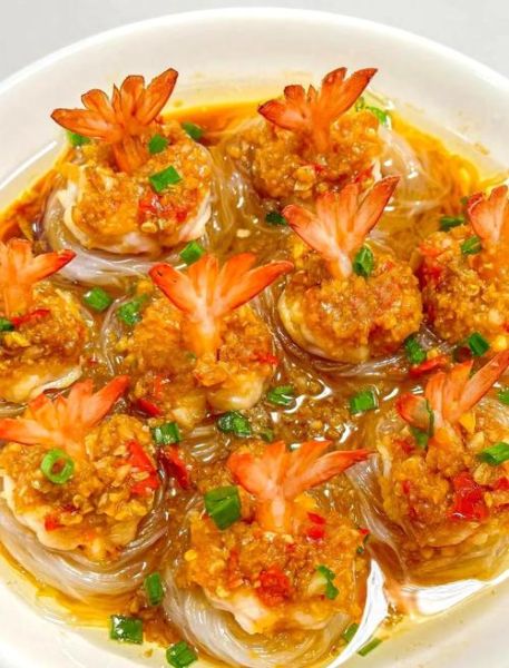 蒜蓉汽锅虾怎么做_汽锅虾需要蒸多久-第2张图片-山城妙识