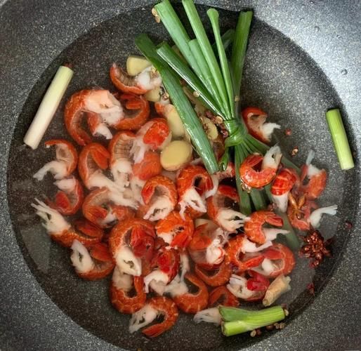 尾虾怎么做好吃_尾虾的家常做法大全-第2张图片-山城妙识