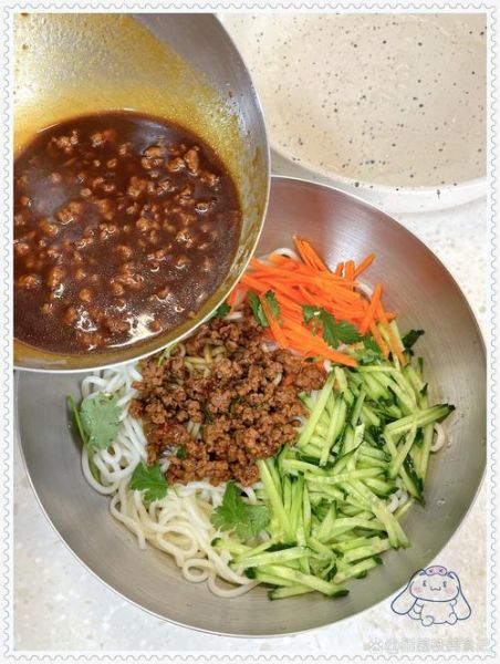 杂酱面怎么做_杂酱面酱汁怎么调-第3张图片-山城妙识