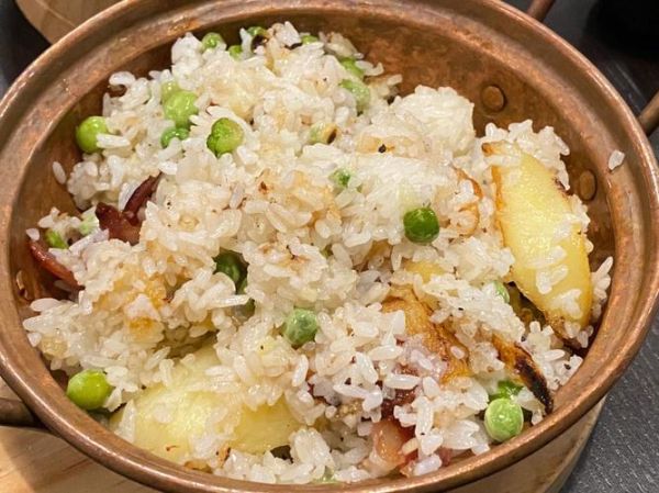 洋芋焖饭怎么做好吃_洋芋焖饭的做法窍门-第3张图片-山城妙识