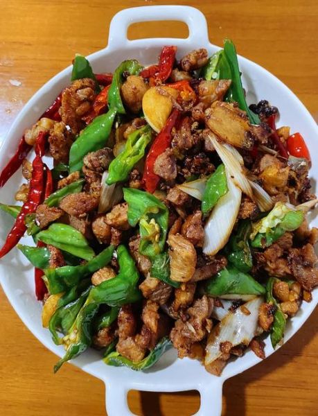 干煸鸡块怎么做_干煸鸡块的家常做法-第1张图片-山城妙识