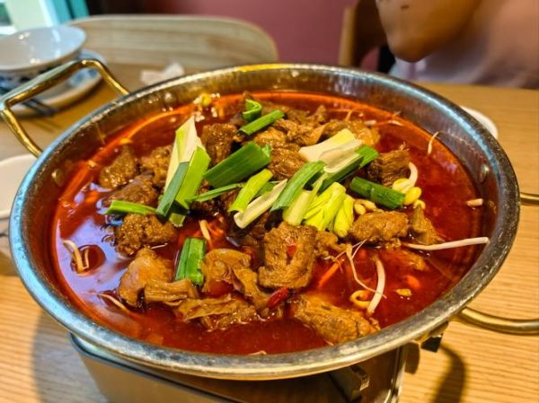 牛肉火锅图片大全高清图片_哪里找最正宗-第1张图片-山城妙识