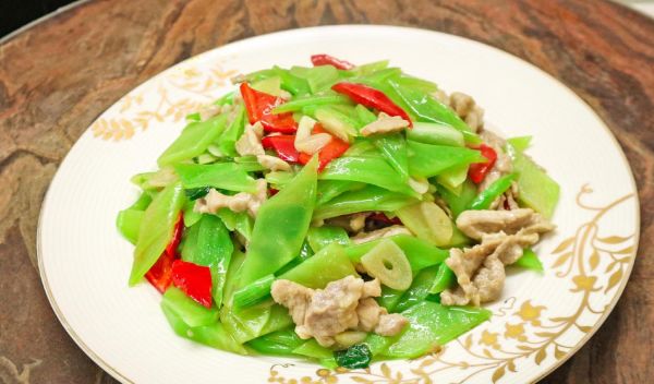 莴苣炒肉图片大全_莴苣炒肉怎么做好吃-第2张图片-山城妙识