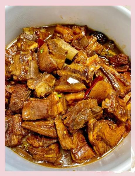 红烧羊排怎么做窍门_红烧羊排去膻味技巧-第1张图片-山城妙识