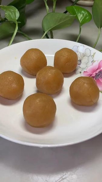 莲蓉馅的做法_莲蓉馅配方窍门-第3张图片-山城妙识