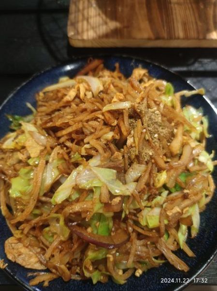 炒饼怎么做_家常炒饼做法视频教程-第1张图片-山城妙识