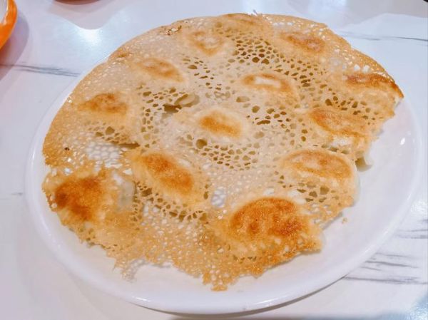 锅贴和饺子有什么区别_锅贴和饺子哪个更好吃-第1张图片-山城妙识