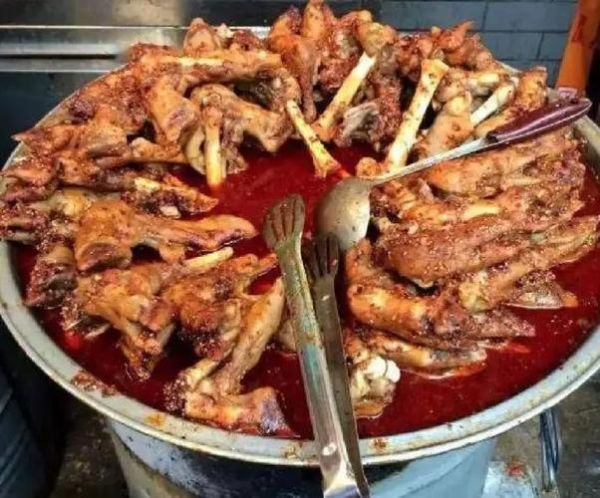 胡辣羊蹄的做法及配料窍门_羊蹄怎么炖软烂不腥-第1张图片-山城妙识