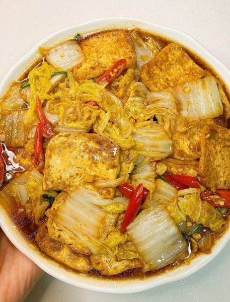 白菜豆腐煲怎么做_白菜豆腐煲热量高吗-第1张图片-山城妙识