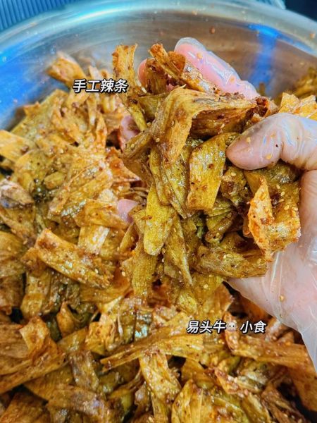 自制辣条的做法大全_辣条怎么做好吃又卫生-第3张图片-山城妙识