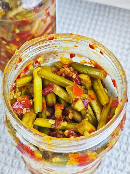 蒜苔咸菜怎么腌制_蒜苔咸菜腌制方法-第2张图片-山城妙识 蒜苔咸菜怎么腌制_蒜苔咸菜腌制方法-第2张图片-山城妙识