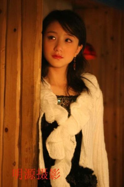 金耳环电视剧全集哪里看_金耳环剧情介绍-第1张图片-山城妙识