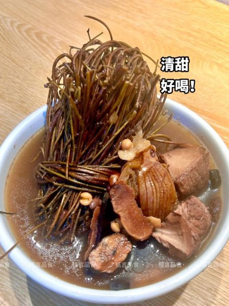 鸡骨草煲汤用什么搭配最好_鸡骨草煲汤搭配什么食材最养肝-第1张图片-山城妙识