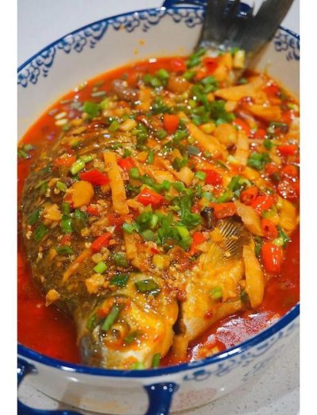 黄焖鱼怎么做好吃_家常黄焖鱼做法步骤-第1张图片-山城妙识