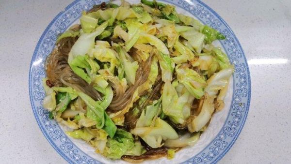 炒圆白菜怎么炒才脆_圆白菜炒几分钟最好-第3张图片-山城妙识